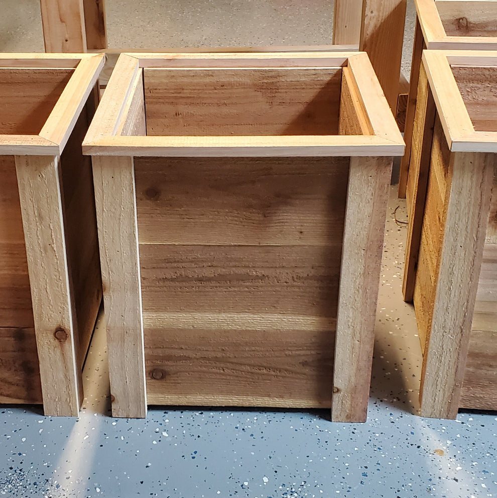 Cedar Planter Boxes - 15" - Hand-built – Barking Beavers